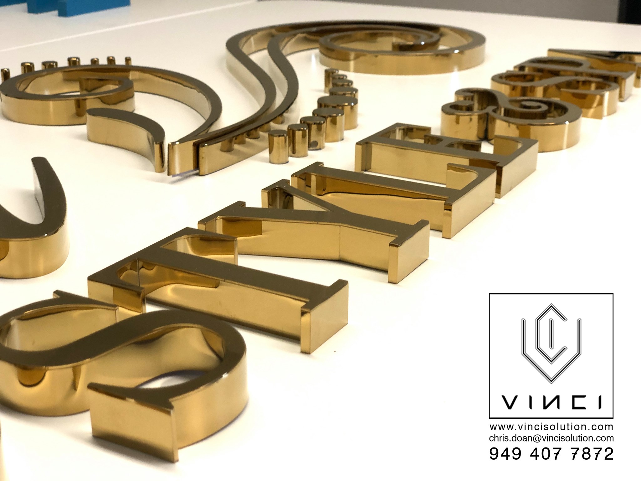 STAINLESS STEEL LOGO (FREE LOGO DESIGN) - VINCI SOLUTION INC