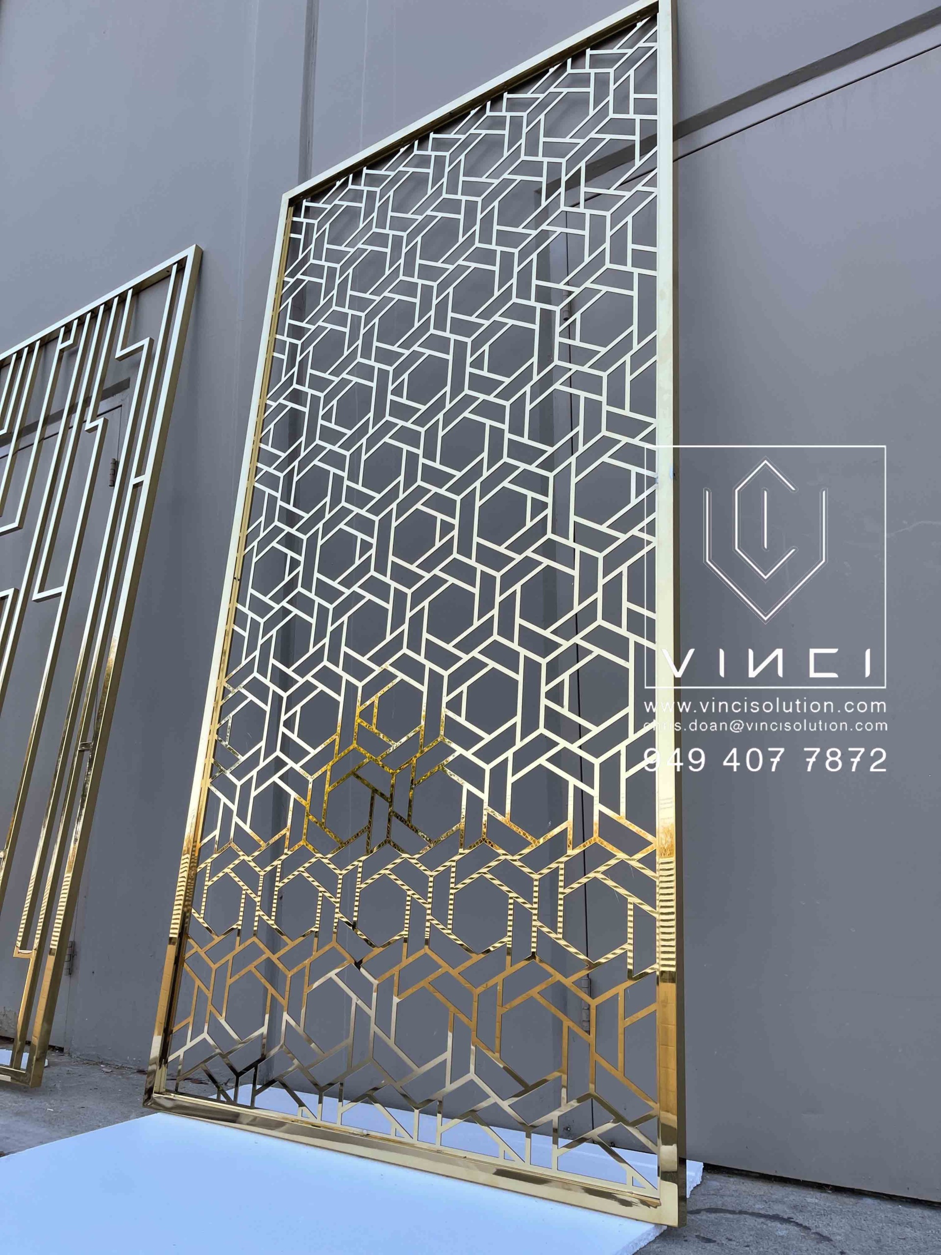 Cnc decoration divider - VINCI SOLUTION INC