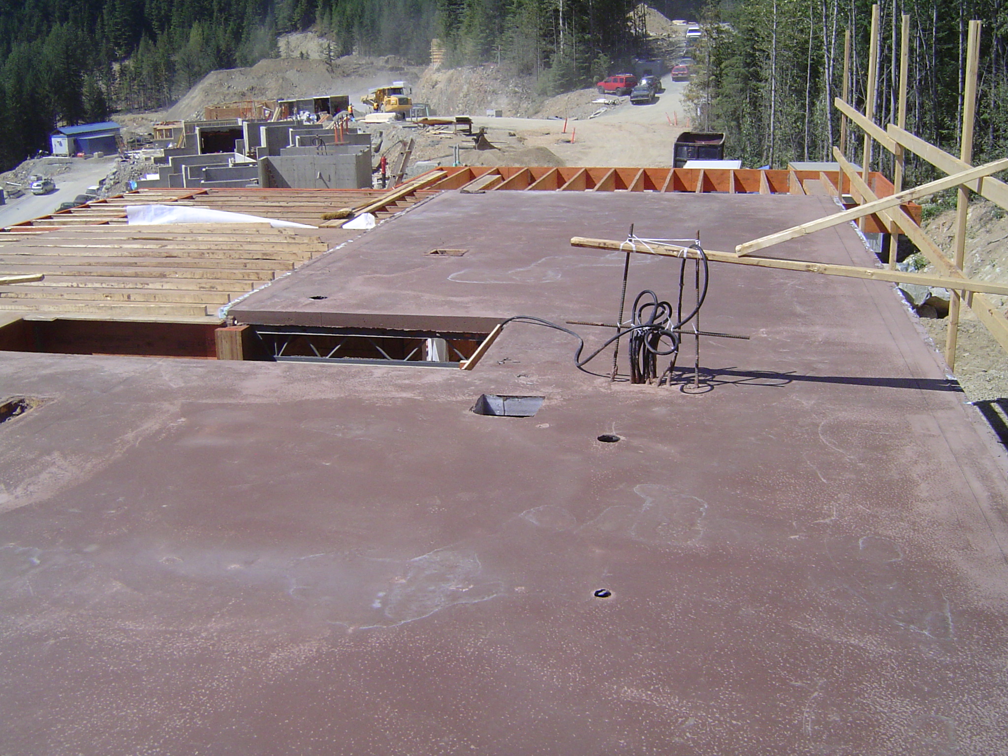 Upper floor coloured slab now set and ready for SIPs. | Whistler Vision ...