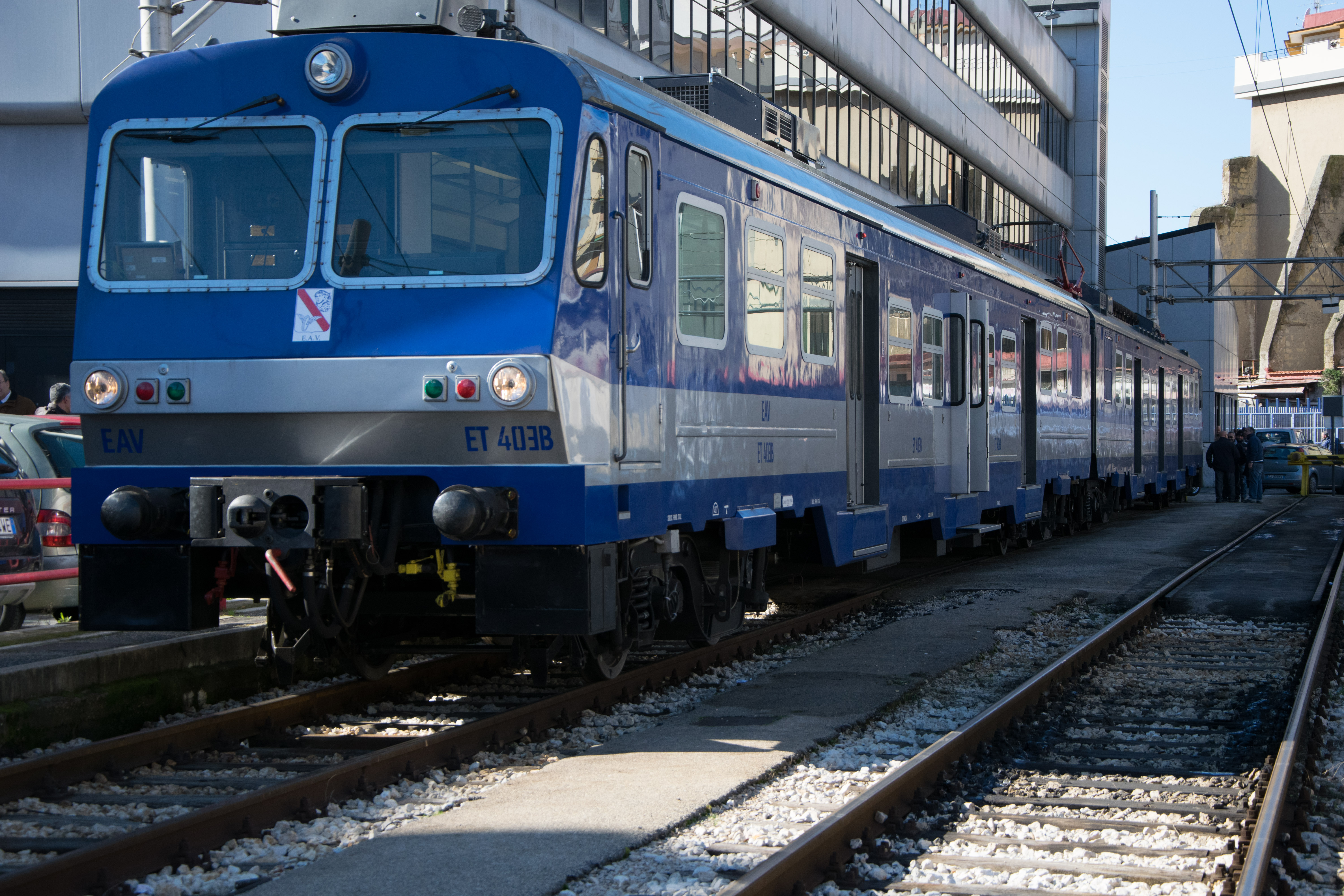 Campania: Vetrella visiona uno dei treni Eav ristrutturati. Nel 2016 ...