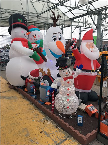 Goodyear Blimp Balloon Promo – Fixtures Close Up