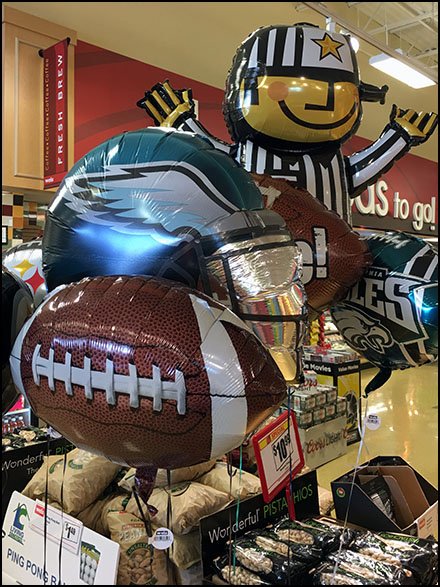 Penn State Football Helmet Inflatable – Fixtures Close Up