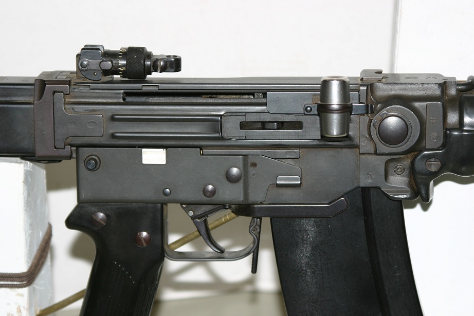 SIG Stgw 57 – Forgotten Weapons