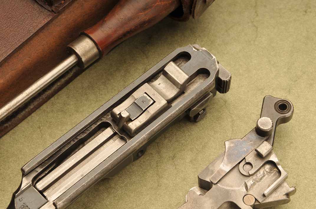 C96 “Broomhandle” Mauser – Forgotten Weapons