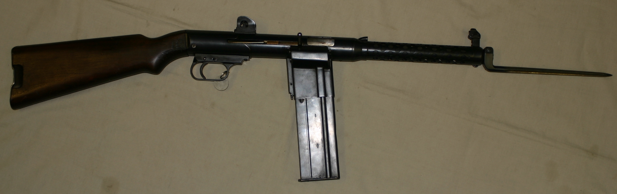 Vesely V-42 – Forgotten Weapons