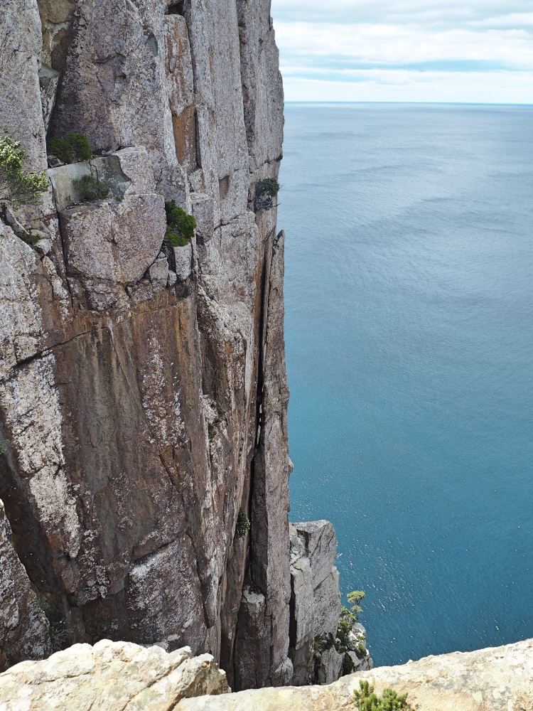 Hiking Cape Hauy: A Great Tasmanian Hike - Free Two Roam