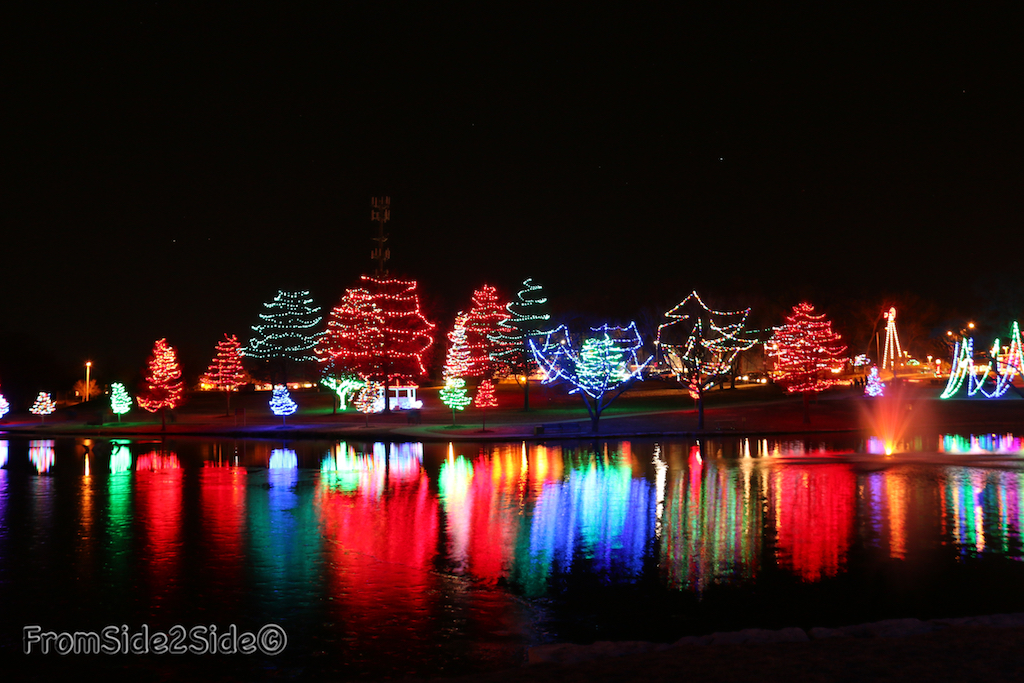 Les illuminations de Noël du Sarko-Park - FromSide2Side