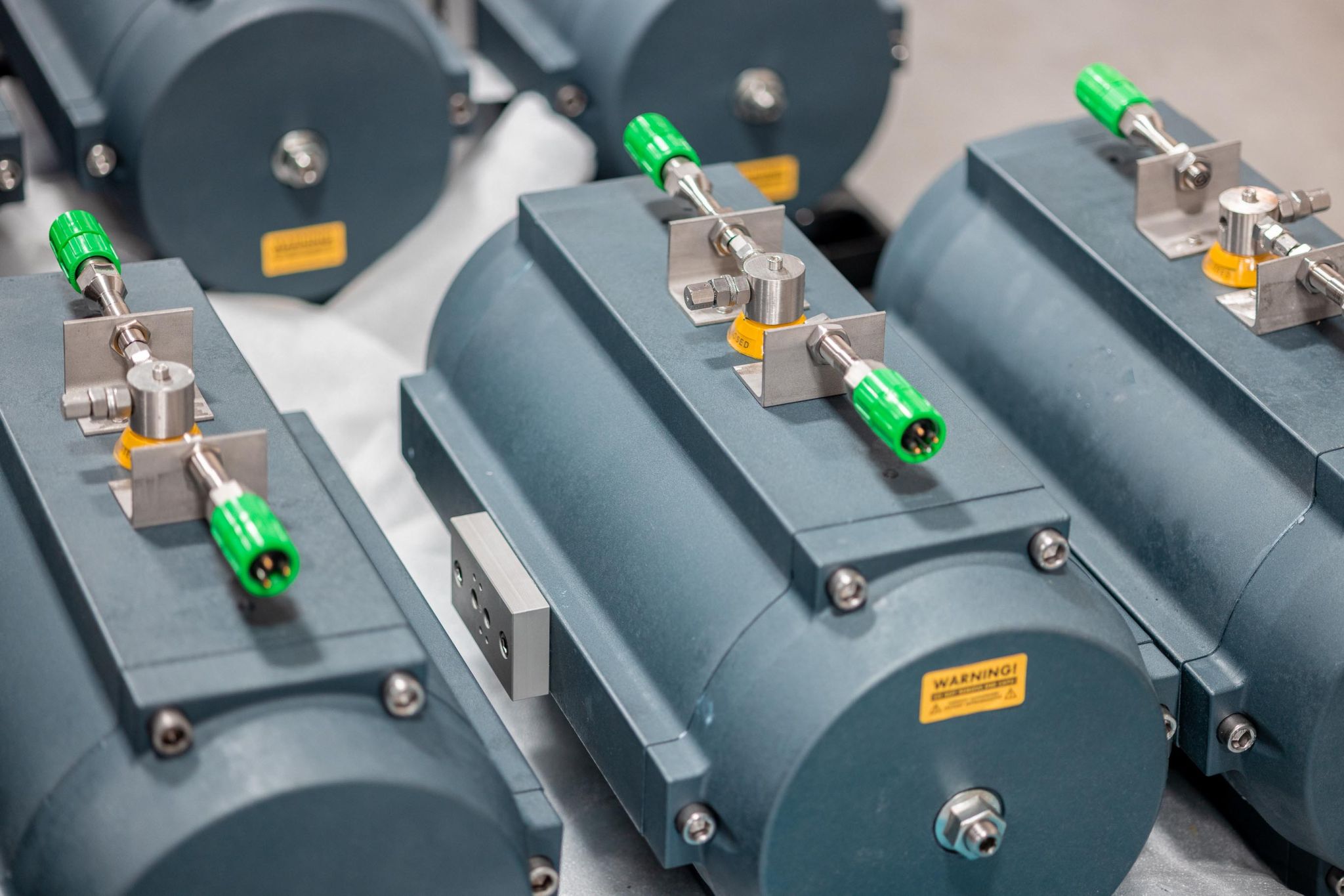 Subsea Lock Mesh Actuator w/ Integrated Magnetic Target Switches – Max ...