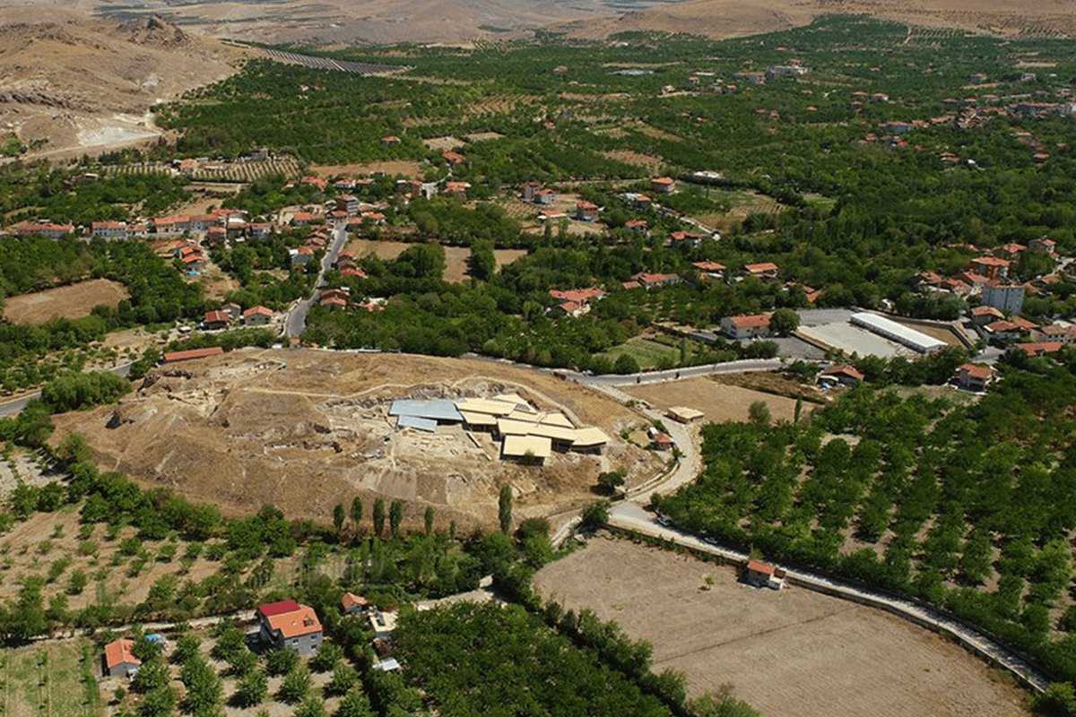 8,000-year-old mound in Turkey added to UNESCO World Heritage List ...