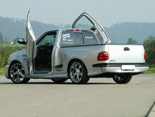 Lamborghini Vertical Lambo Doors - Mr. Kustom Chicago - Mr. Kustom Auto ...
