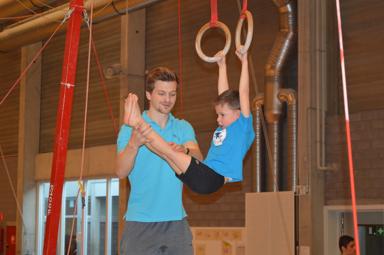 Kleuterturnen - Koninklijke Turnkring Rust-Roest Sint-Niklaas Temse vzw