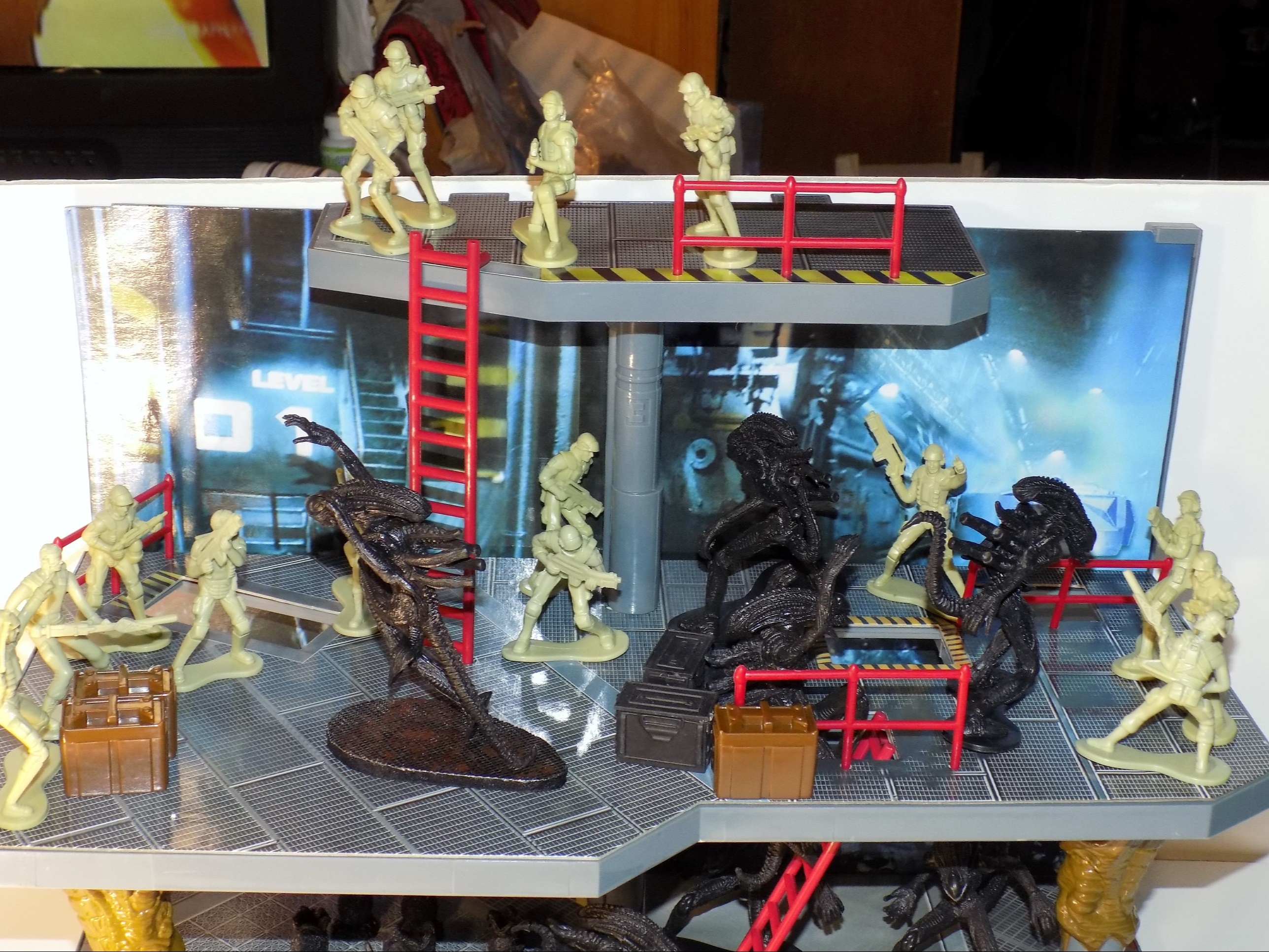 Tree House Kids Aliens Playset Science Fiction Comparisons - Stad's ...