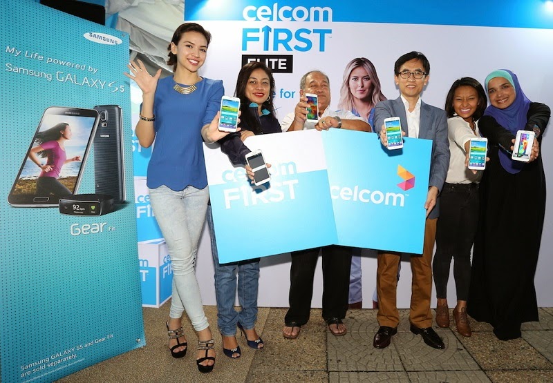 Samsung Galaxy S5 is now official in telco stores near you, to reach ...