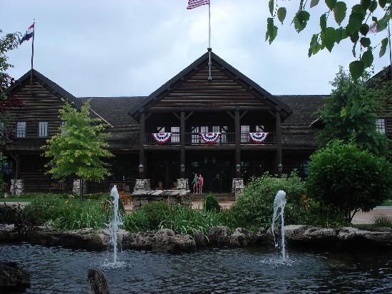 Treat the Whole family and Friends at the Keeter Center at College of ...