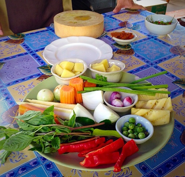 Thai Cooking Class in Chiang Mai, Thailand - Trailing Rachel